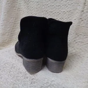 Seven7 | Shoes | Boot Seven7 Black Soho Boot In Faux Suede With Deep ...